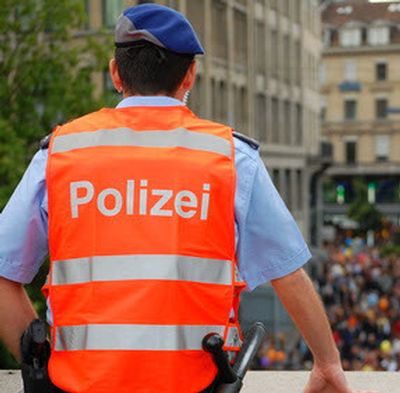 Wie erstatte ich Anzeige?